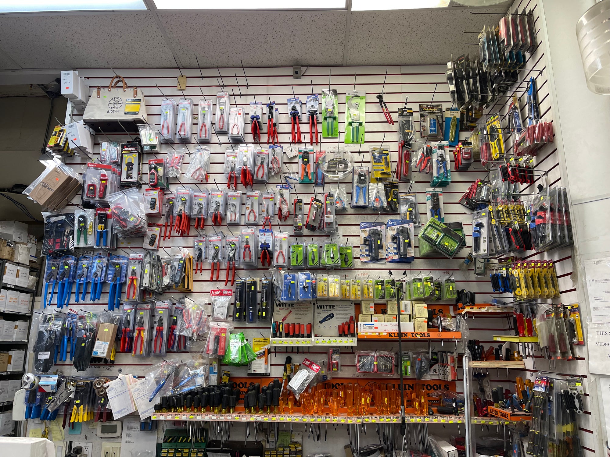 About Us – Lendy Electric Equipment & Supply Corp.